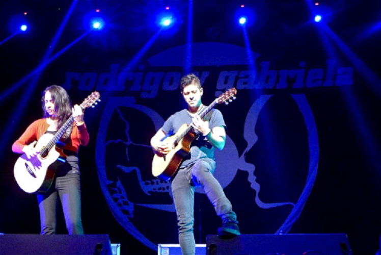 Rodrigo y Gabriela – Santander Performing Arts Center – Reading (A ...