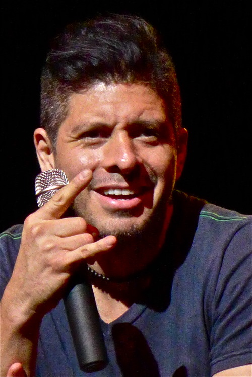 Rodrigo y Gabriela – Santander Performing Arts Center – Reading (A ...